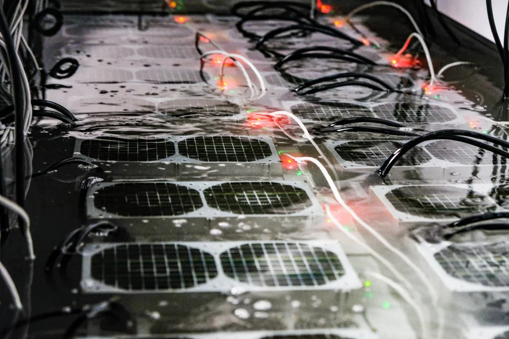 Introduction to Operational Principle in Immersion Cooling System ...
